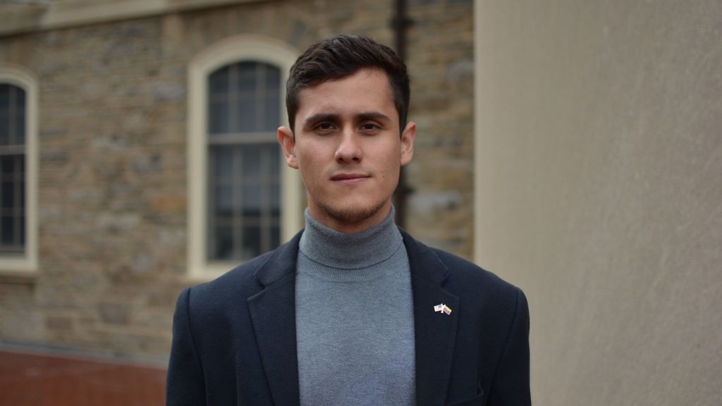 Entendiendo “El misterio del capital” | Parte 1 » Al Poniente