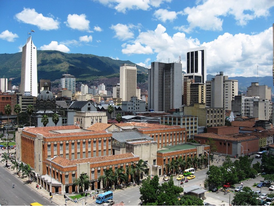Medellín la ciudad región del Valle de Aburrá » Al Poniente