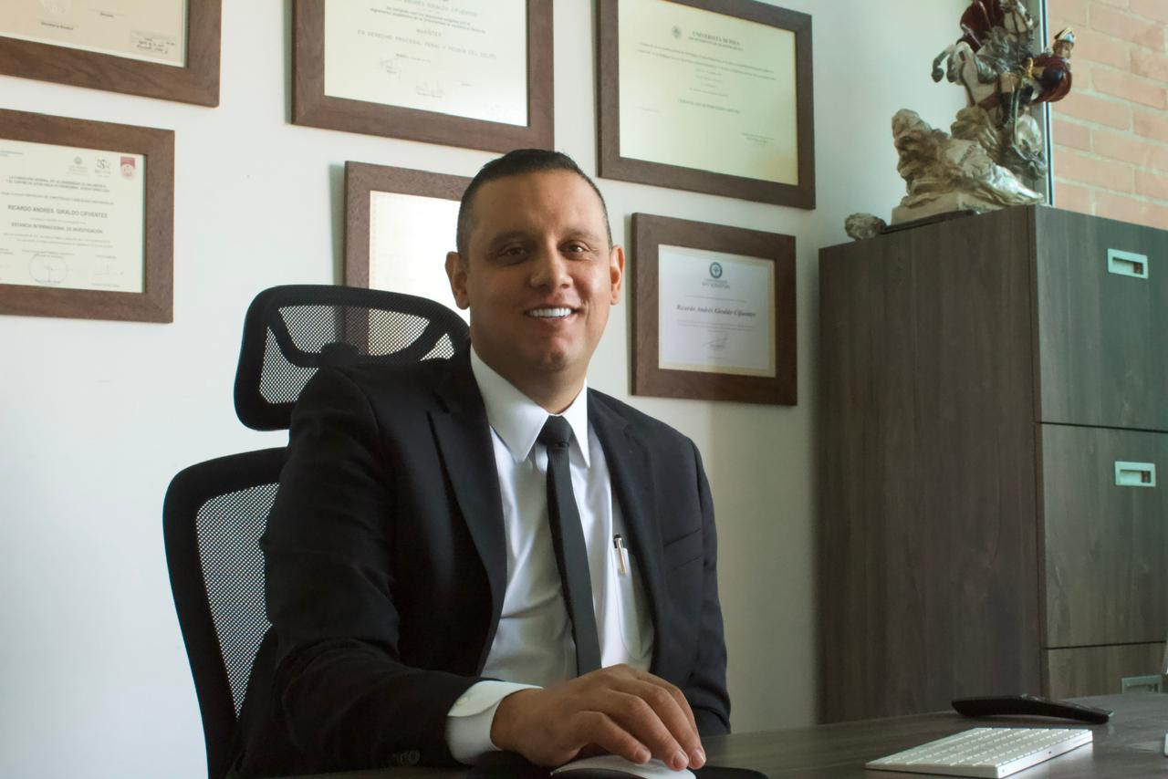 Presidente Petro: Busquemos la Paz Total entre Todos, no perdamos el ...